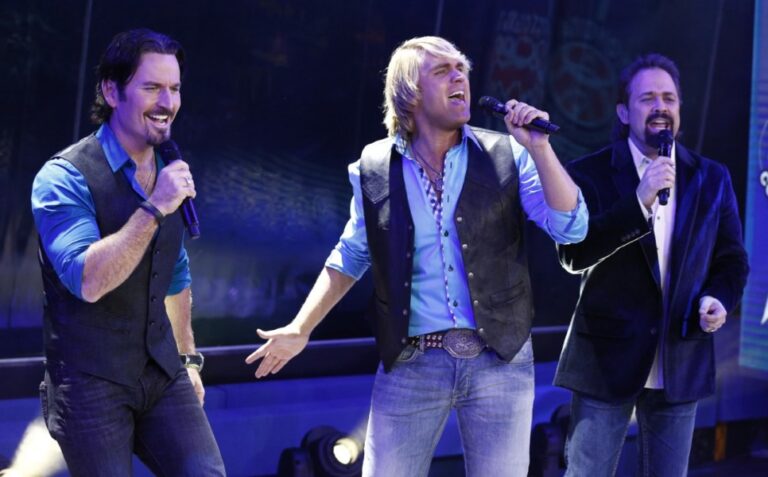 A Quiet Singer Steps On Stage… Then His Voice Leaves Everyone in Shock ...